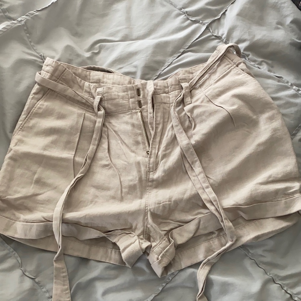 Tan Linen Shorts - Gem